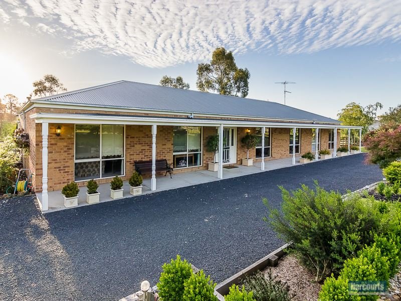 54 Fairway Drive, Drouin, Vic 3818 - Property Details