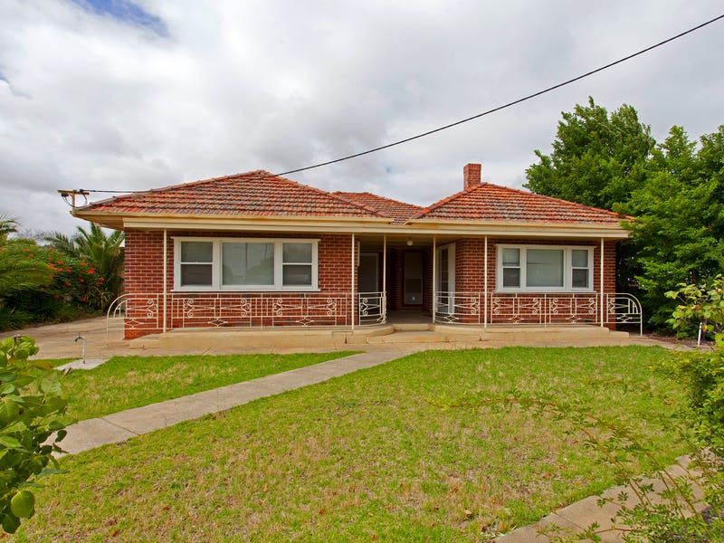 17 Balfour St, Culcairn, NSW 2660 - Property Details