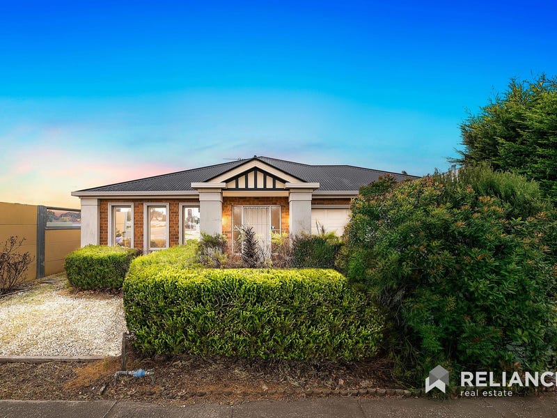 102 The Strand, Point Cook, VIC 3030 - realestate.com.au