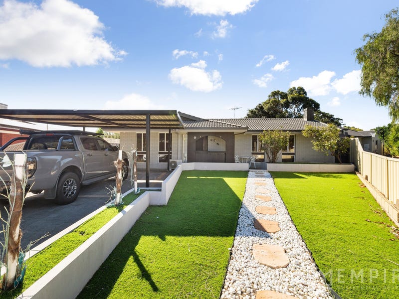 9 Castle Court, Forrestfield, WA 6058 - Property Details