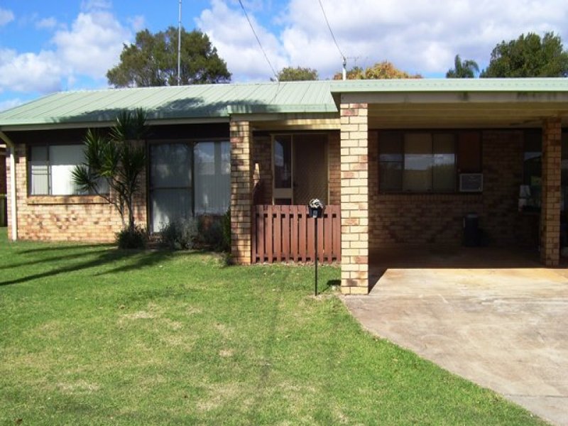 6 Lillian Court, Harristown, QLD 4350 - realestate.com.au