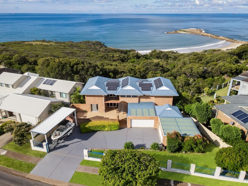 7 Spoon Rocks Road, Caves Beach, NSW 2281 - realestate.com.au