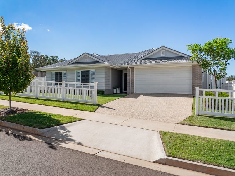 18 Ryder Avenue, Highfields, Qld 4352 - Property Details