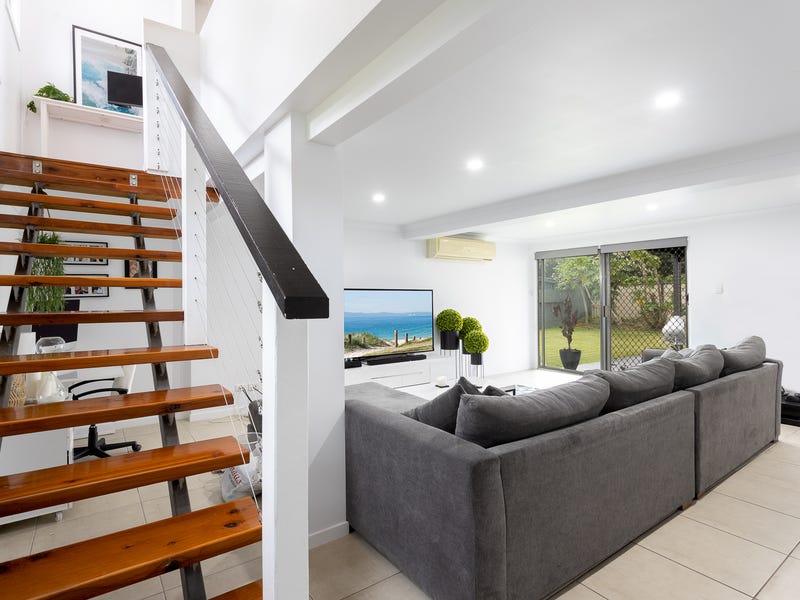 16 Yates Street, Redcliffe, Qld 4020 - Property Details