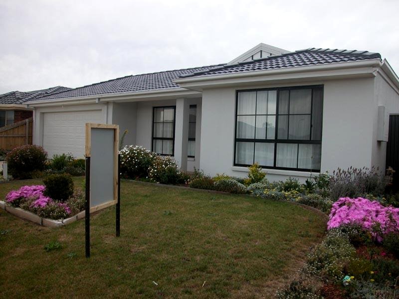 30 Stella Way, Hoppers Crossing, VIC 3029 - realestate.com.au