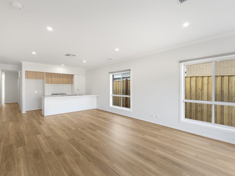 101 Modena Road, Fraser Rise, VIC 3336 - realestate.com.au