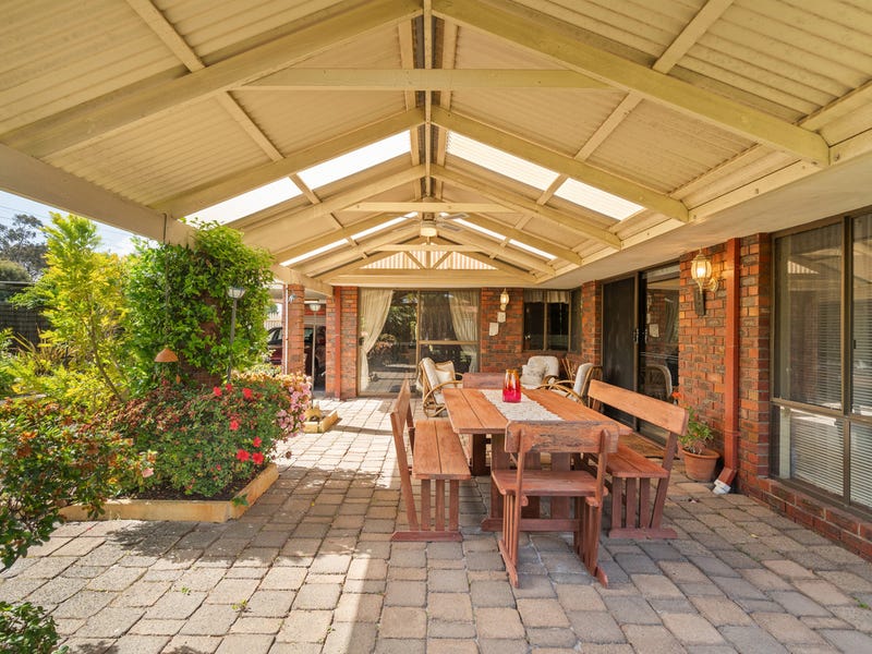 40 Bernera Drive, Willetton, WA 6155 - Property Details