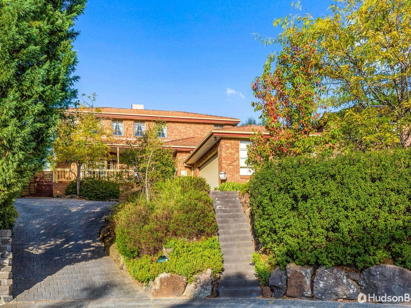 9 Briarwood Court, Doncaster East, VIC 3109 - realestate.com.au