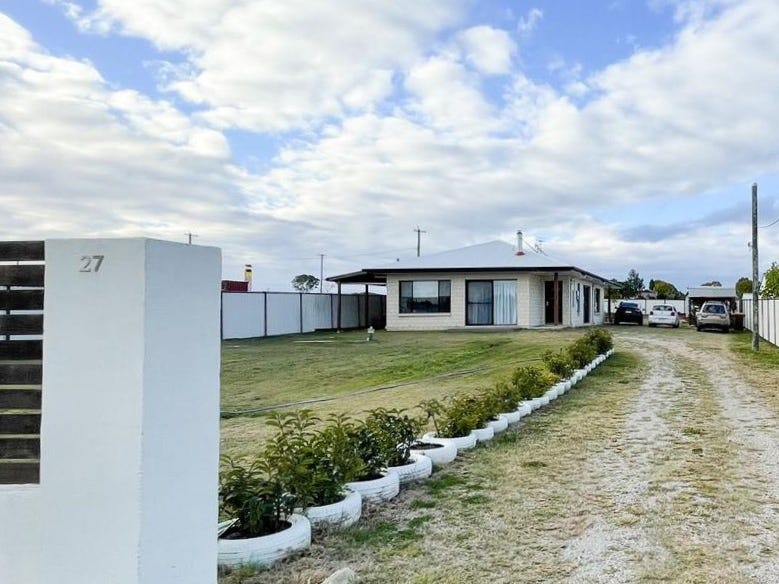 27 Bond Street, Moffatdale, Qld 4605 - Property Details