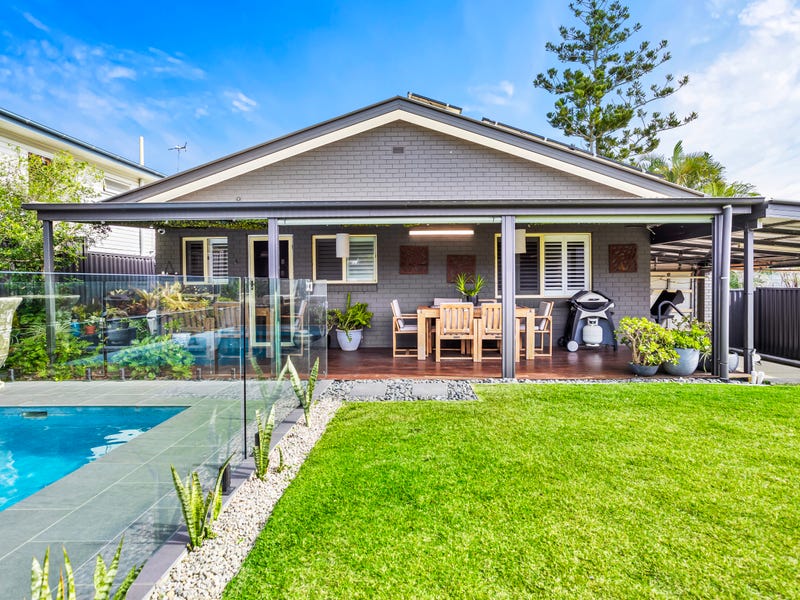 216 Scarborough Road, Scarborough, Qld 4020 - Property Details