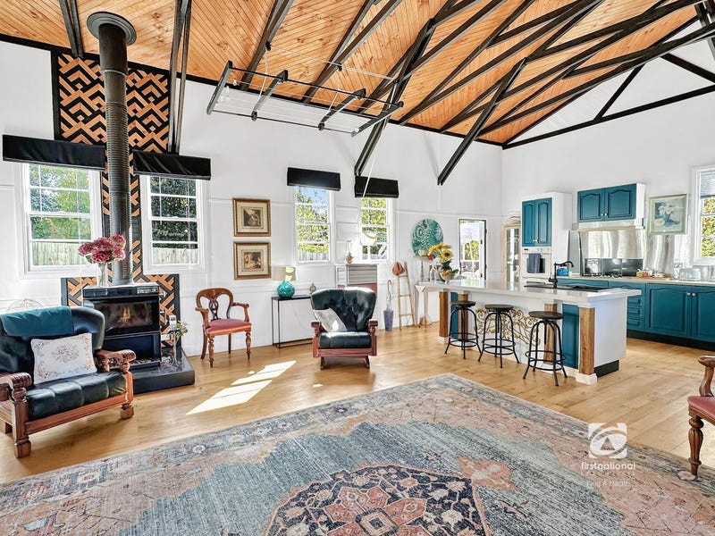 11 Hall Road, Nowa Nowa, VIC 3887 - realestate.com.au