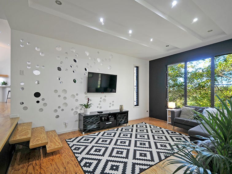 2/36 Domain Road, Currumbin, Qld 4223 - Property Details