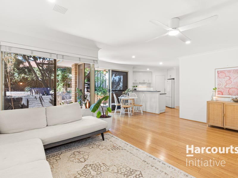 22 Scalby Street, Scarborough, WA 6019 - Property Details