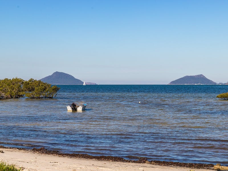 13 Cook Street, Pindimar, NSW 2324 - realestate.com.au