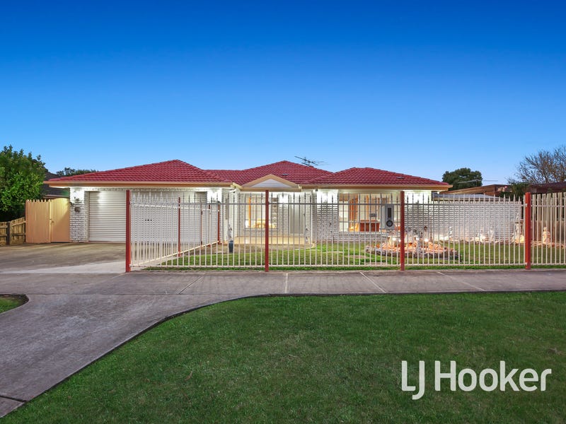 25 Duncan Drive, Pakenham, Vic 3810 - Property Details