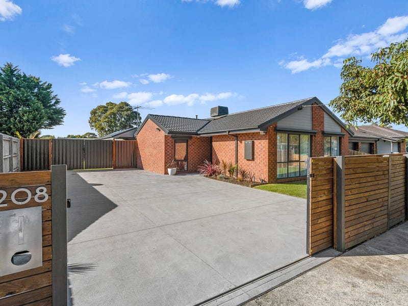 208 Mccormicks Road, Skye, Vic 3977 - Property Details