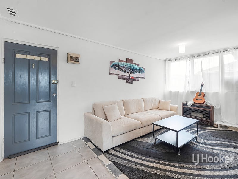 13/10 Heather Avenue, Brooklyn, Vic 3012 - Property Details