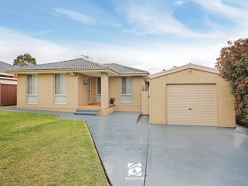 7 Singer Place, Ingleburn, NSW 2565 - Property Details
