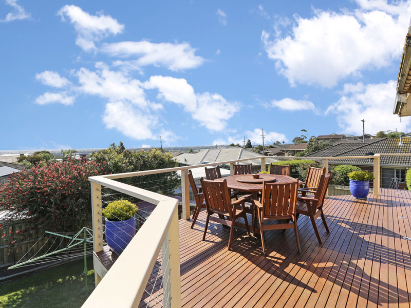 4 Robbie Court, Leopold, Vic 3224 - Property Details