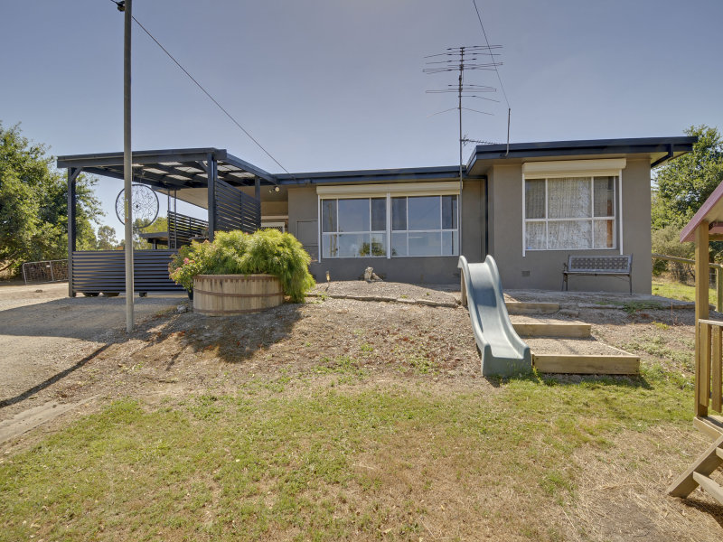 10 Liddiard Road, Traralgon, VIC 3844 - realestate.com.au