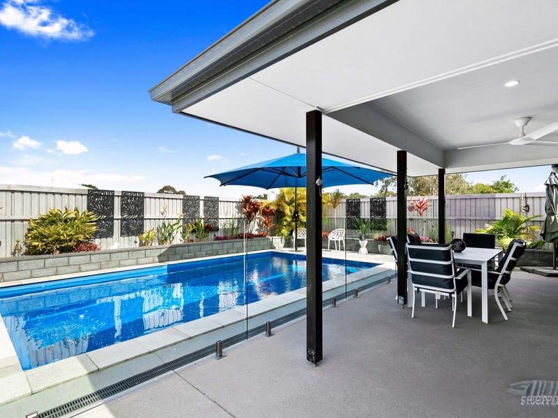 1/134 Exeter Street, Torquay, Qld 4655 - Property Details