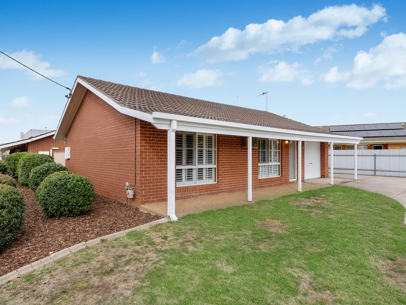 1/2 Bulolo Street, Ashmont, NSW 2650 - Property Details