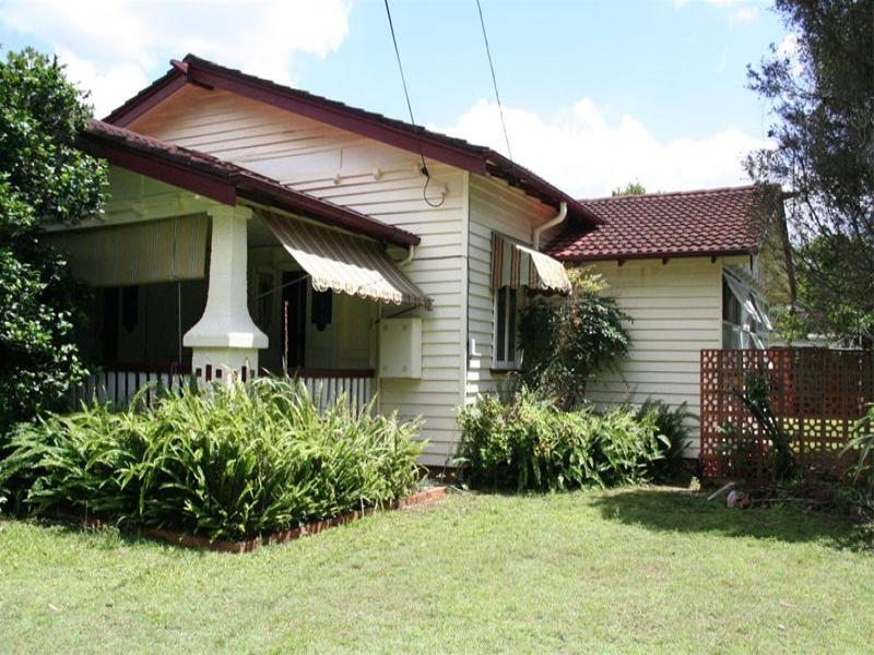 30 Verney Rd West, Graceville, Qld 4075 - Property Details