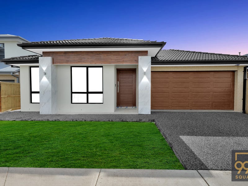 33 CLAY CRESCENT, Rockbank, Vic 3335 - Property Details