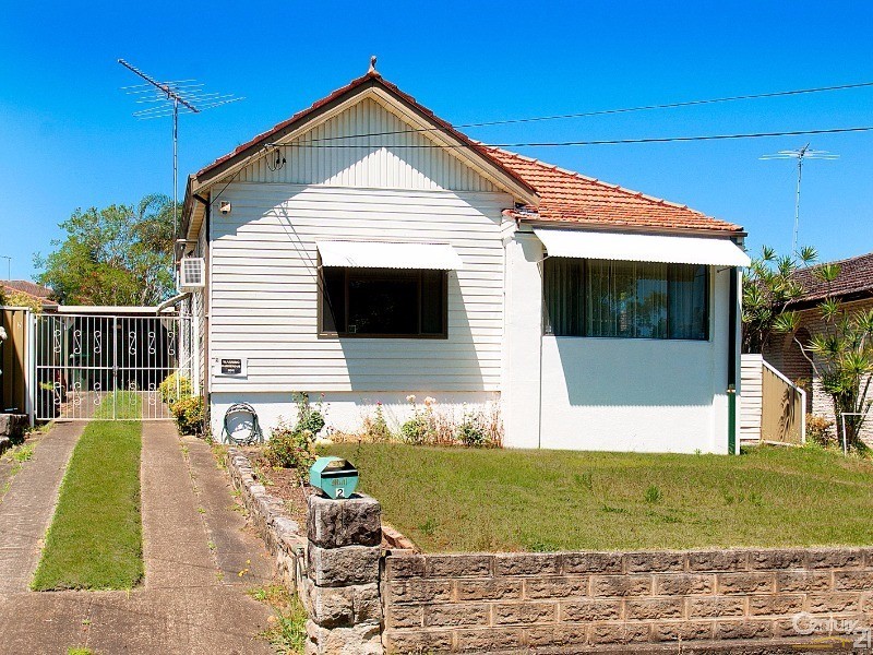 2 Hurstville Road, Hurstville, NSW 2220 - Property Details