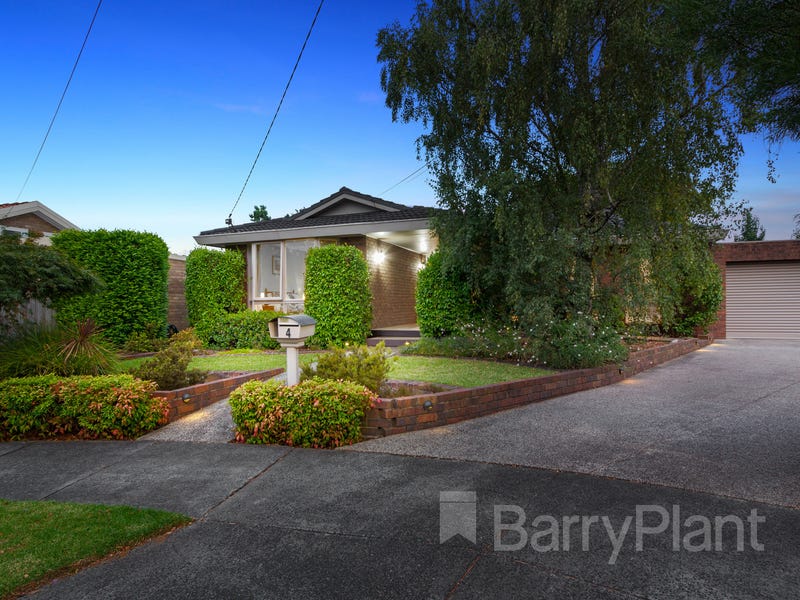 4 Dundee Place, Wantirna, Vic 3152 - Property Details