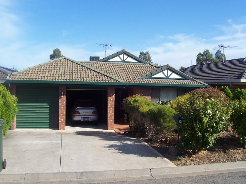 12 Luscombe Way, Craigmore, SA 5114 - realestate.com.au