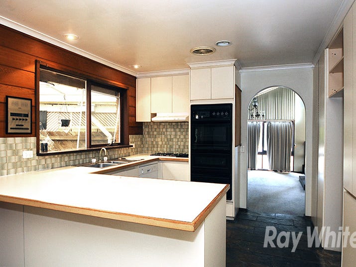 17 Xavier Drive, Wheelers Hill, VIC 3150 - realestate.com.au