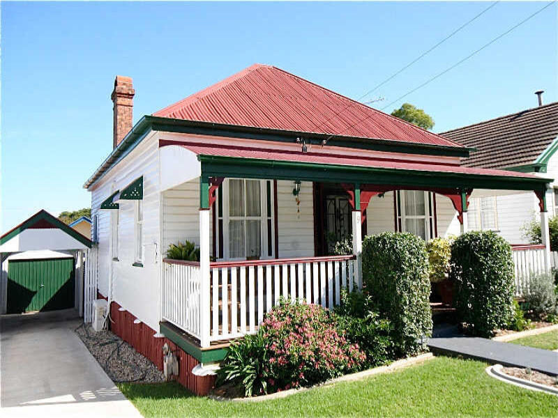 9 Kenneth Street, Toowoomba, Qld 4350 - Property Details