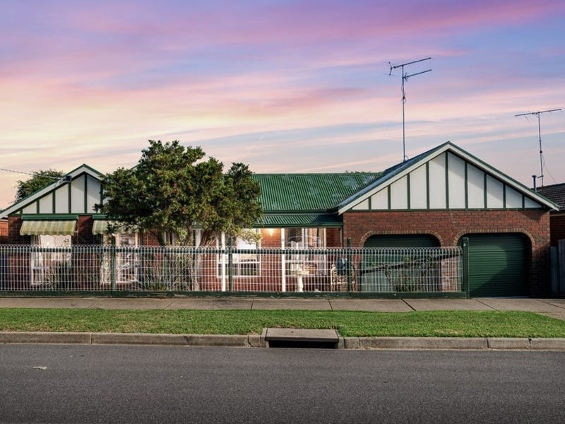 38 Heytesbury Drive, Leopold, Vic 3224 - Property Details