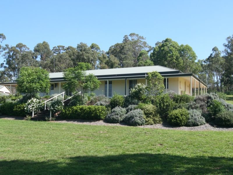 10 Lyrebird Road, Pheasants Nest, NSW 2574 - realestate.com.au