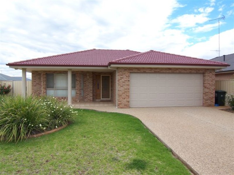 28 Brooks Street, Griffith, NSW 2680 - Property Details