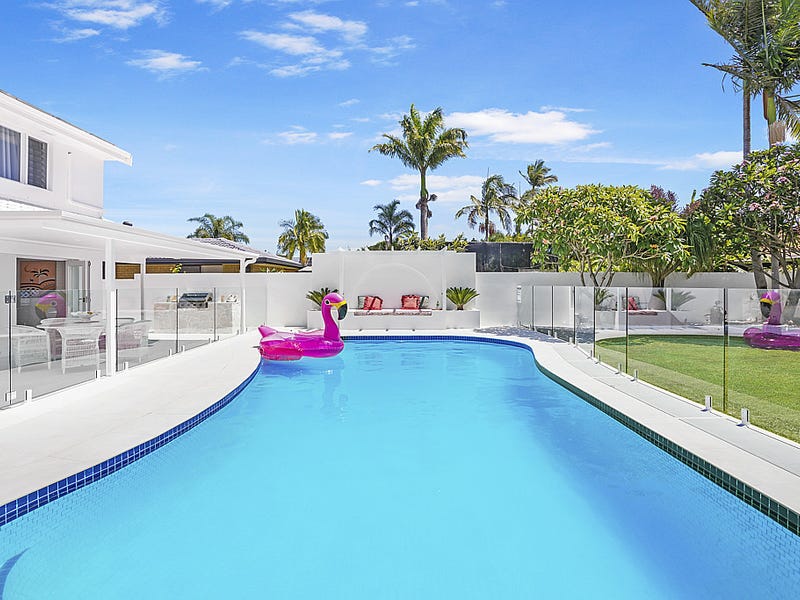 13 Rawlinna Drive, Mermaid Waters, QLD 4218 - realestate.com.au