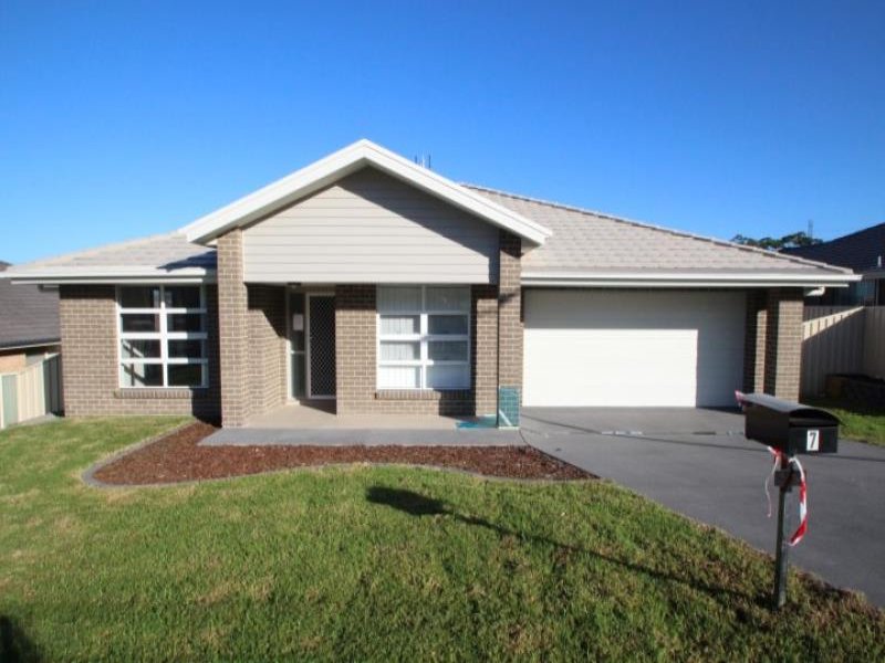 7 Chris Place, Edgeworth, NSW 2285 - realestate.com.au