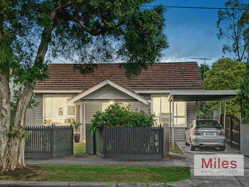 5 Hall Street, Fairfield, Vic 3078 - Property Details