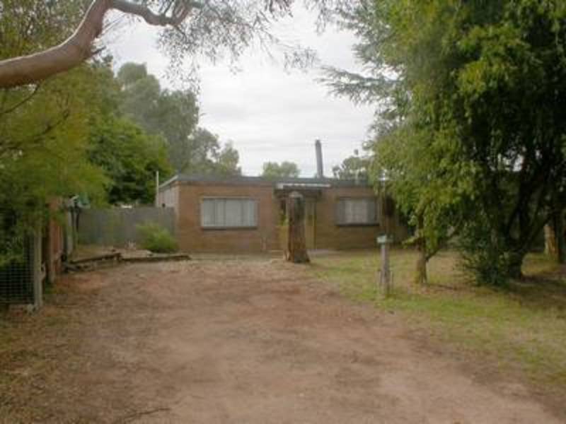 6 Mead Street, Merbein, Vic 3505 - Property Details