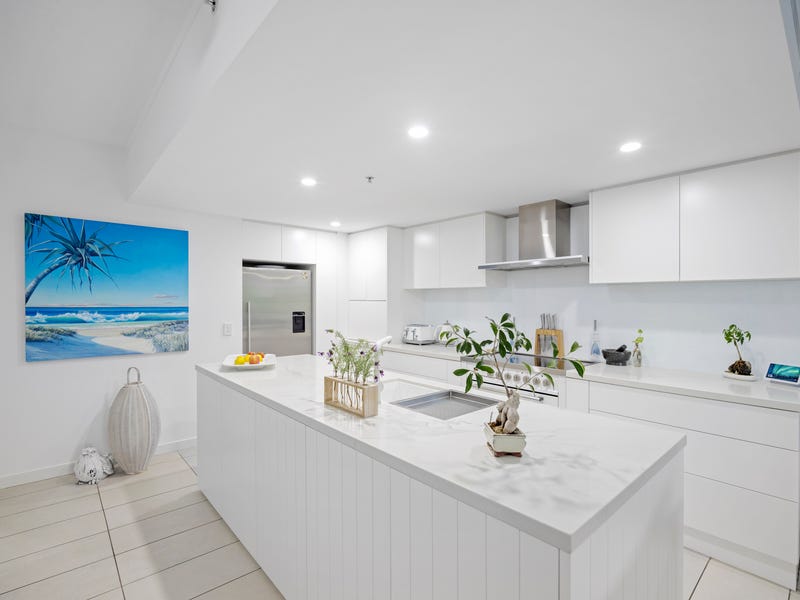 301/3 McLean Street, Coolangatta, Qld 4225 - Property Details