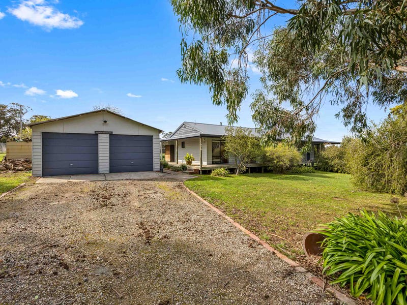 690 Snowgum Road, Berringa, Vic 3351 - Property Details