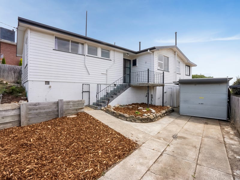 7 Chisholm Place, Glenorchy, Tas 7010 - Property Details