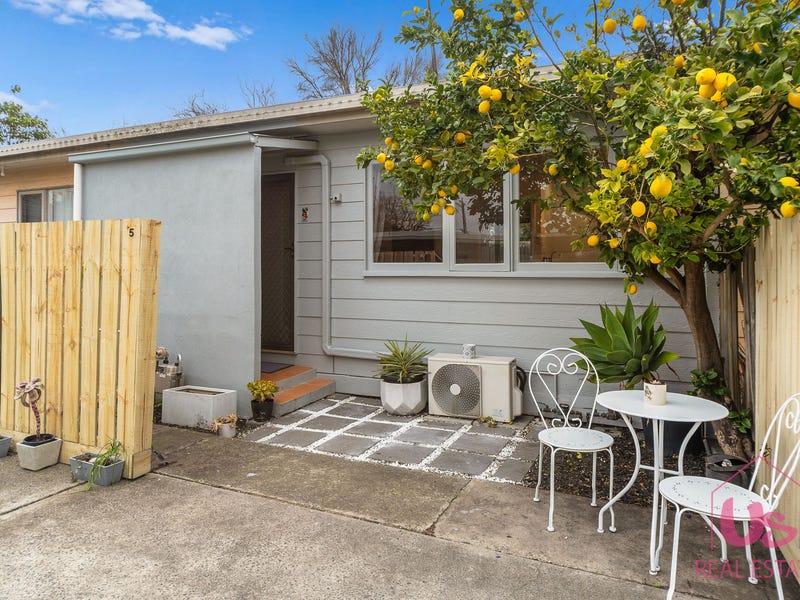 5/18 Lewis Street, Frankston, Vic 3199 - Property Details