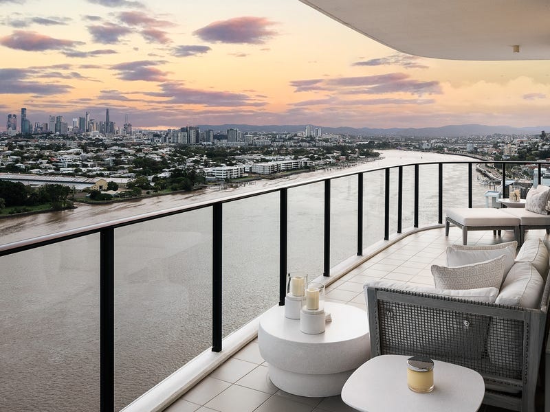 11902/7 Wharf Street, Hamilton, Qld 4007 - Unit for Sale - realestate ...