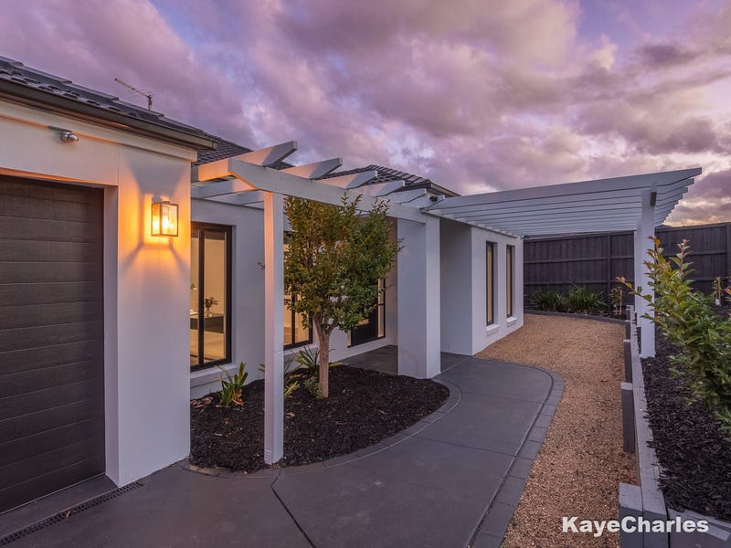 42 O'Neil Road, Beaconsfield, Vic 3807 - Property Details