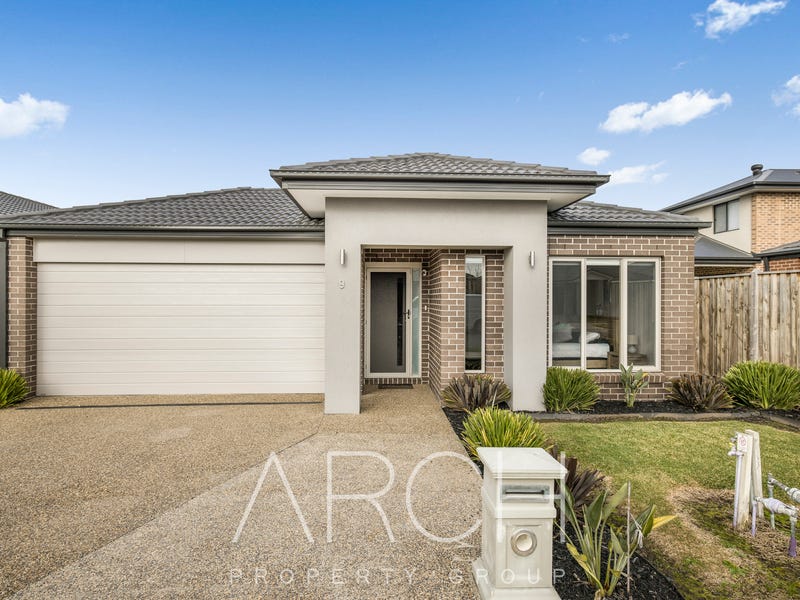 9 Alexine Street, Officer, Vic 3809 - Property Details