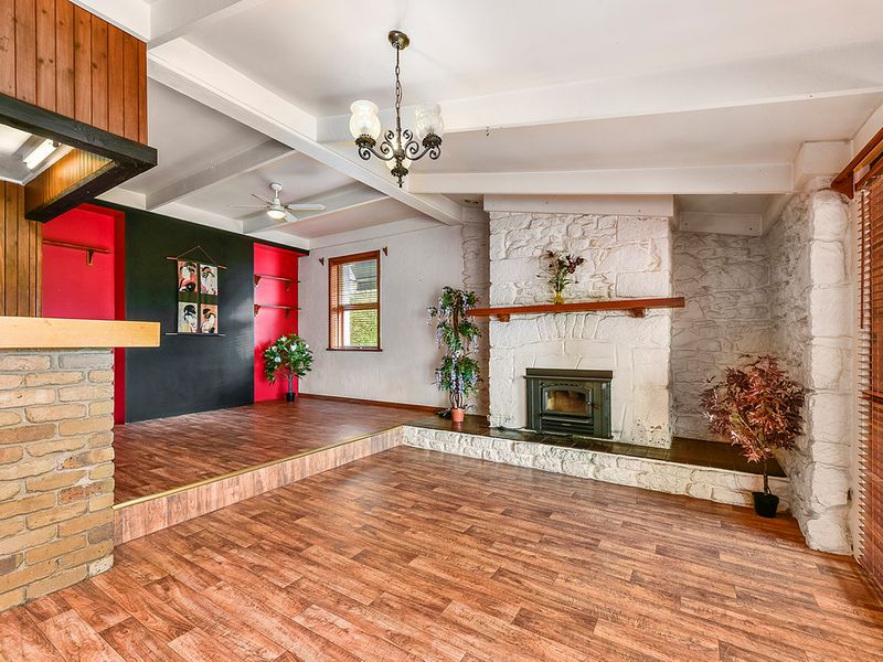 9 Alexander Square, Millicent, SA 5280 - realestate.com.au