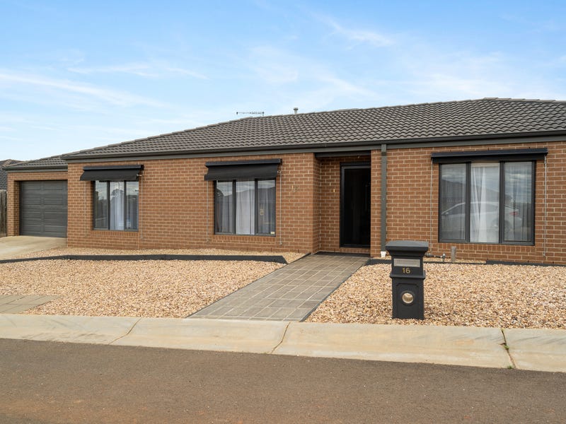 16 Hegarty Place, Maddingley, Vic 3340 - Property Details