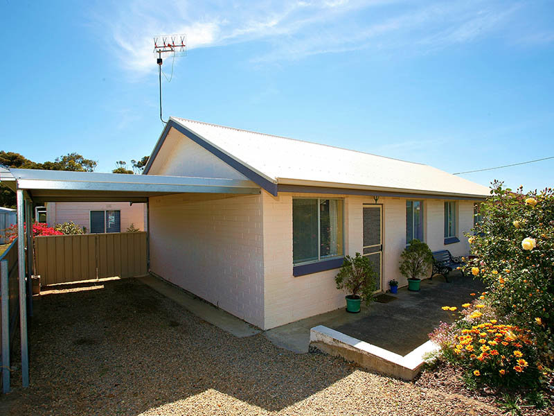 11 Dromana Parade, Hayborough, SA 5211 - Property Details